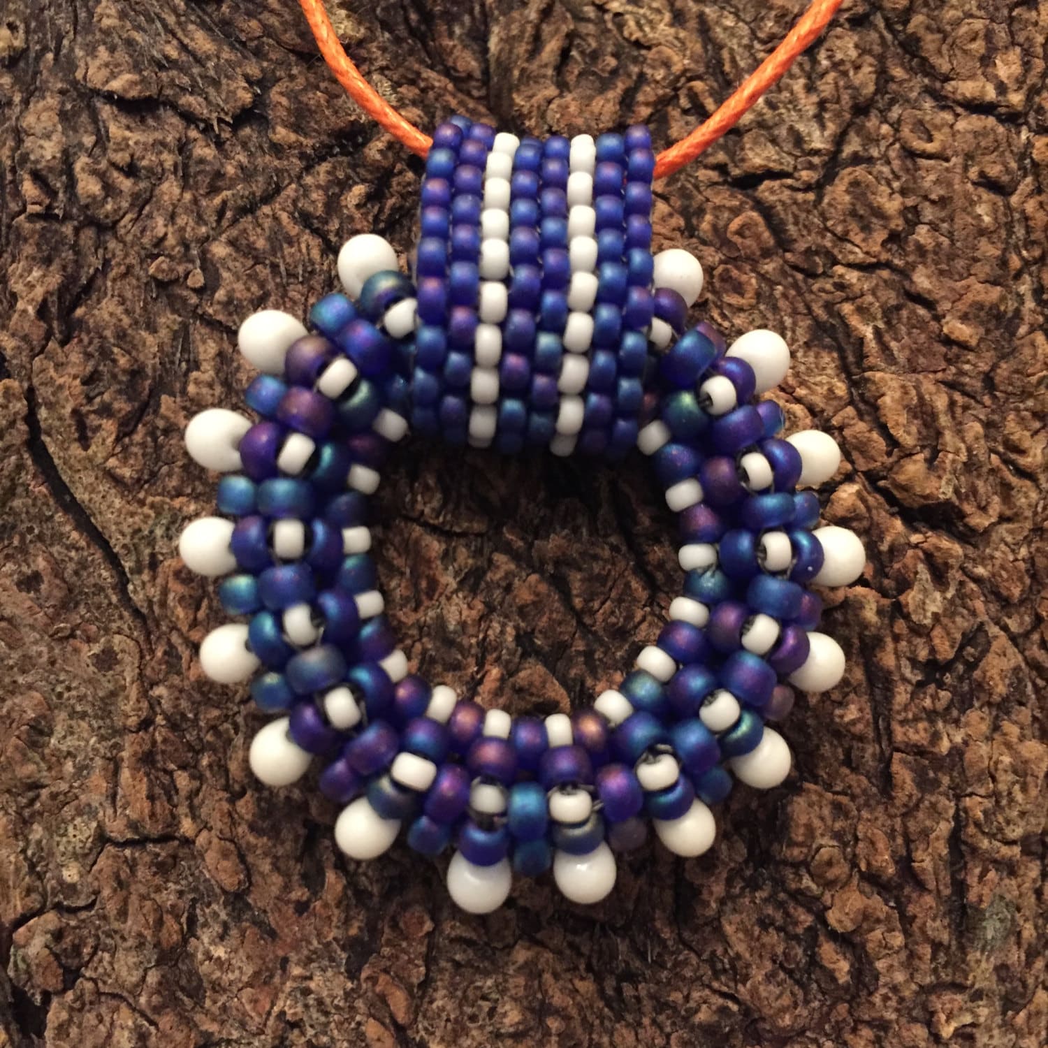 Beading photo tutorial pattern instructions. Beaded pendant | Etsy