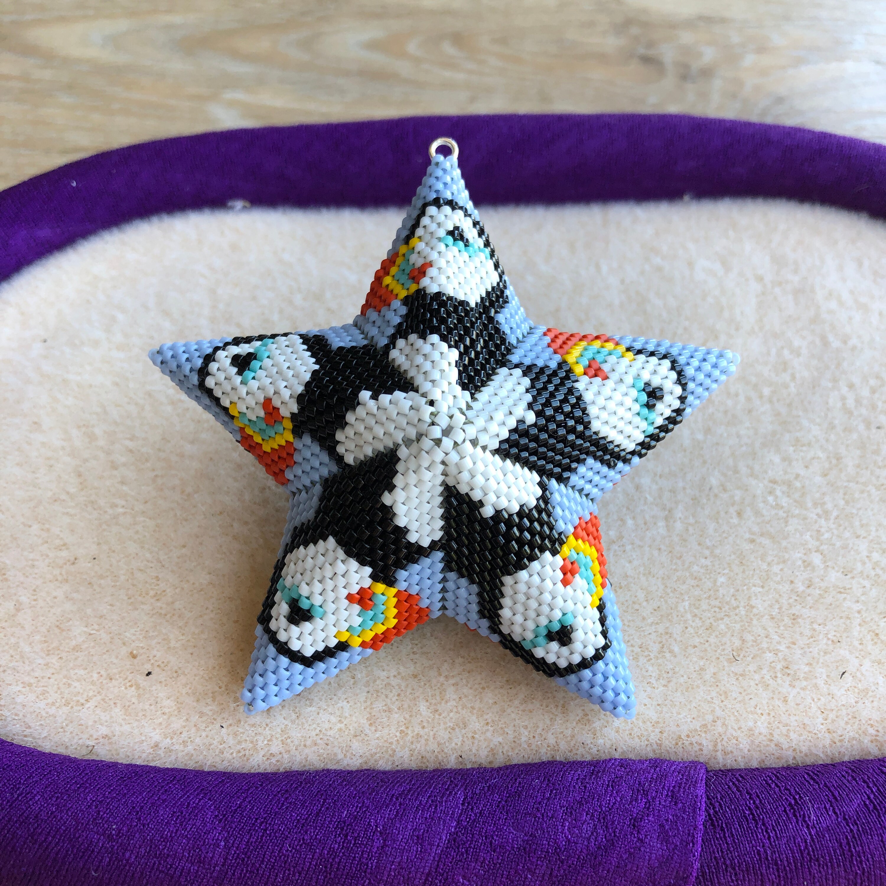 3. A Circus of Puffins 3D Warped Square Star Beading Pattern | Etsy UK