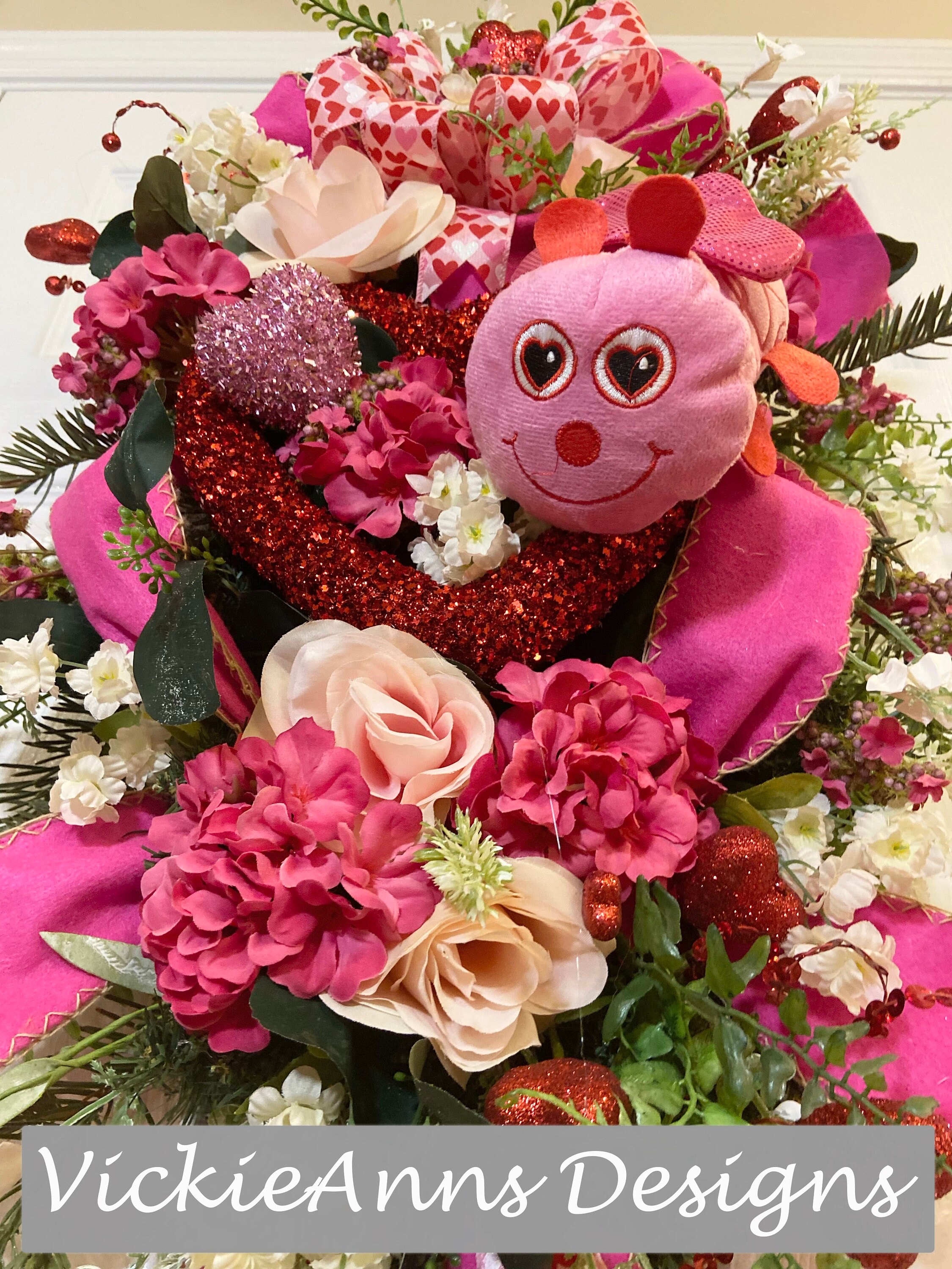 Love Bug Wreath, Heart Wreath, Valentine Wreath, Valentine Decor ...