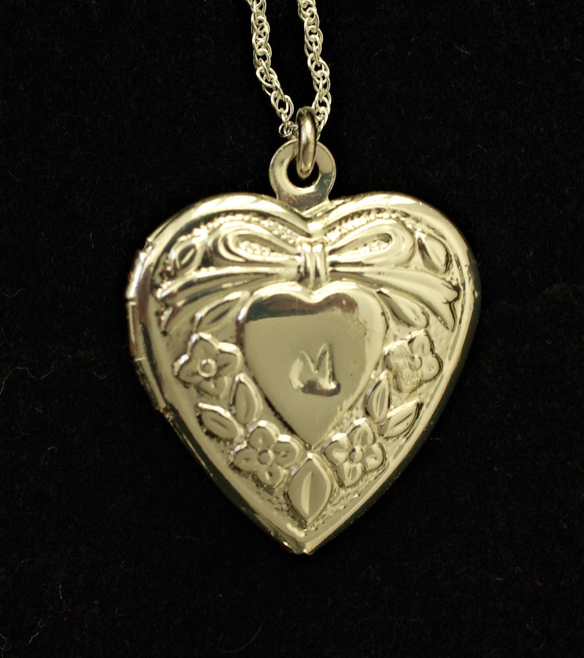 Collar de medallón personalizado, collar de medallón del corazón ...