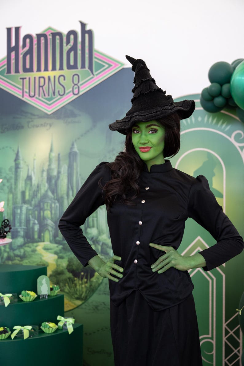 Wicked Backdrop Clipart, Wizard of OZ. Glinda, Elphaba, Arch, Emerald ...