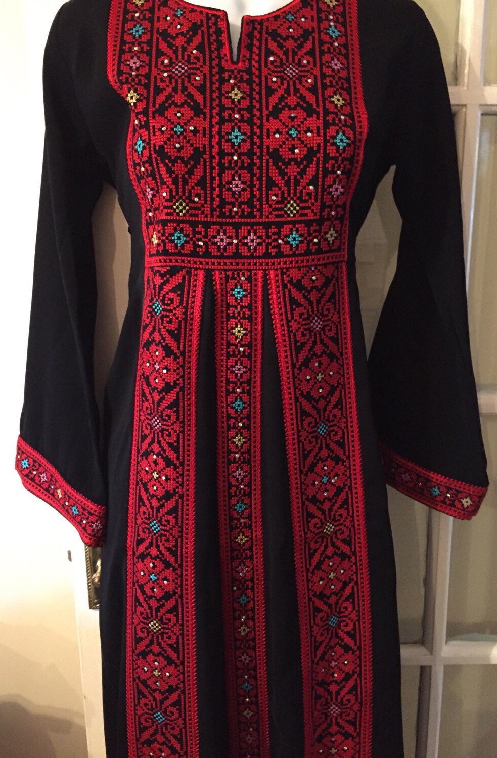 Robe traditionnelle palestinienne pour fillettes / Thob / Thoub ...