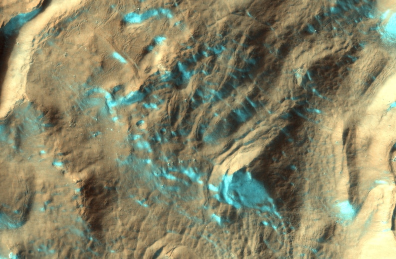 Mars: Streamers of Frost, Satellite Image, Satellite Map, Space, Mars ...