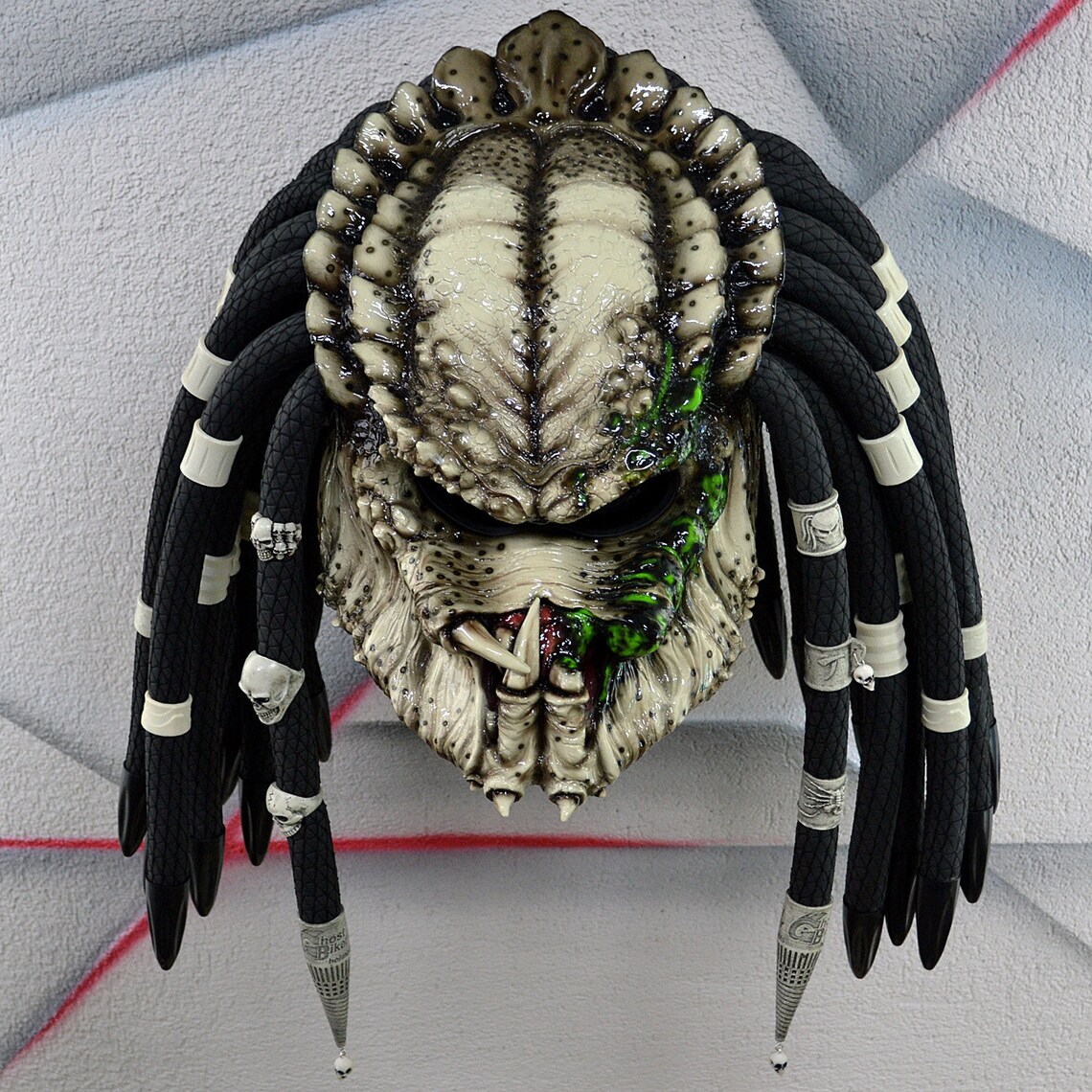 Predator After Battle Motorcycle Helmet. DOT & ECE Certified. - Etsy
