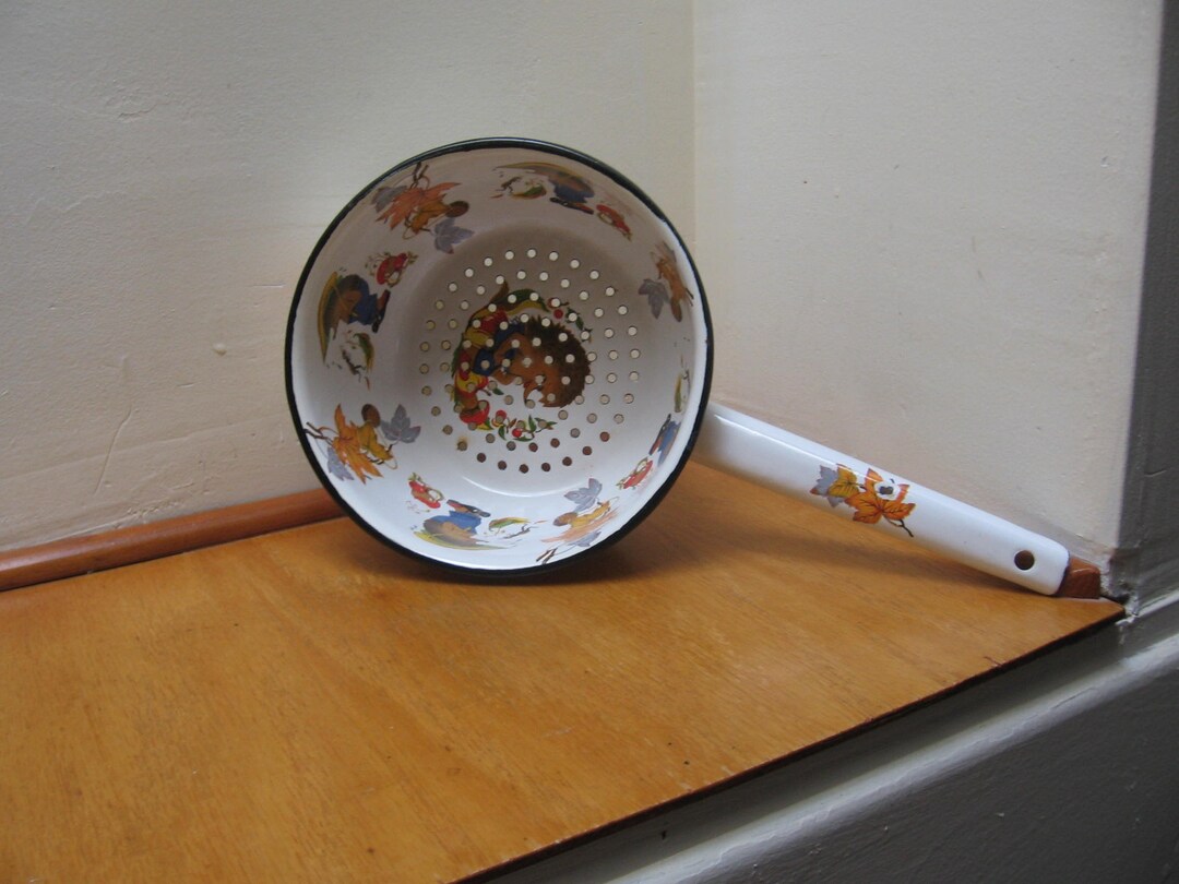 Sale. VTG 70's, Unique Enamel Colander With Handle, White Strainer W ...