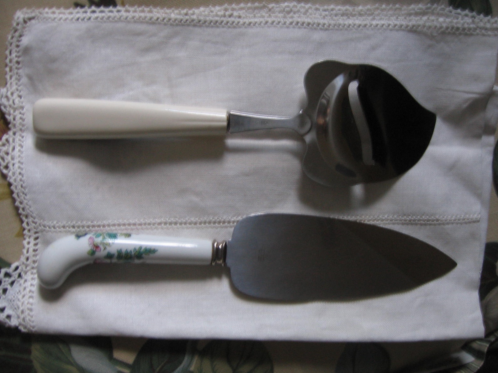 Vintage, Unique Cake/pie Cutter/lifter by Prill Sheffield England ...