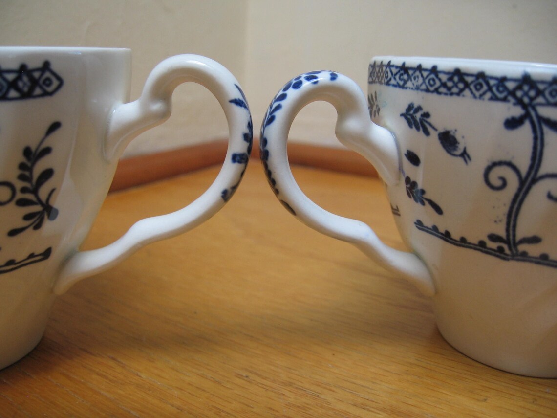 Vintage Set of 2 Unique White and Blue Cups Flowers and | Etsy