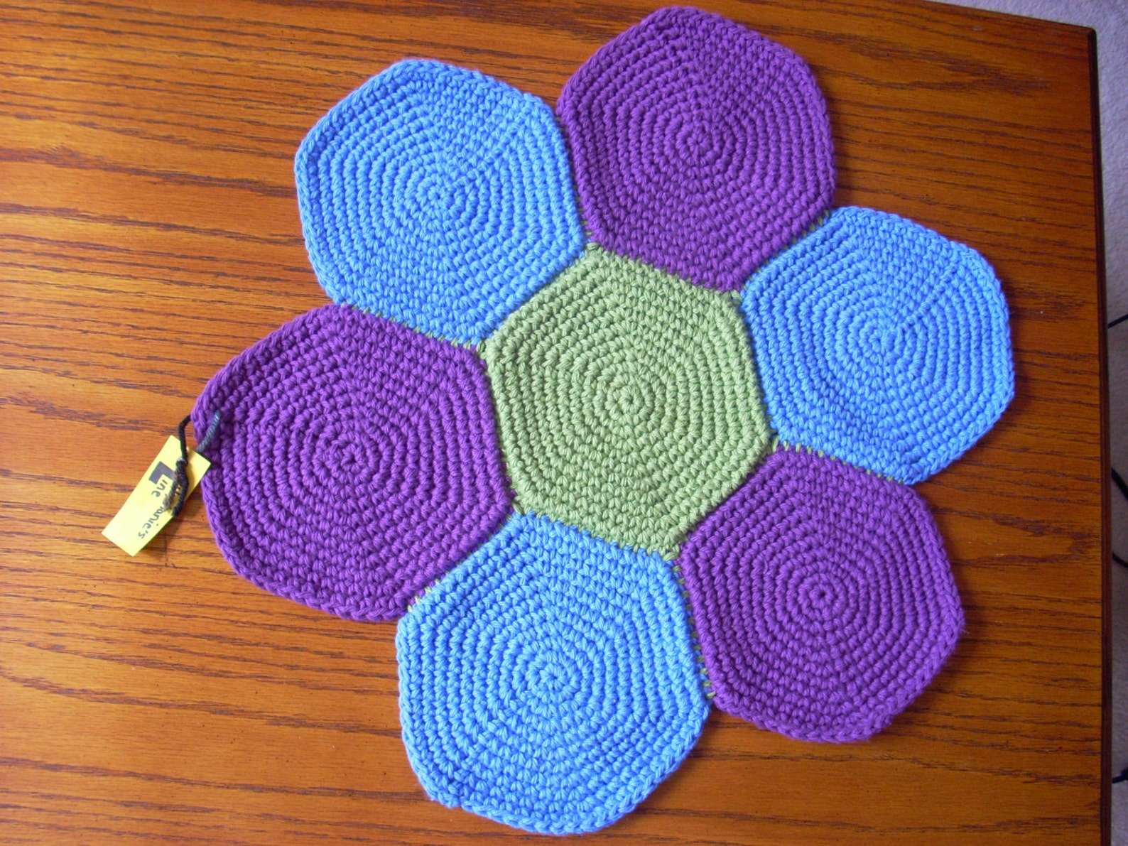Spring Decor 17 Flower Place Mat, Crocheted Flower Centerpiece, Cotton ...