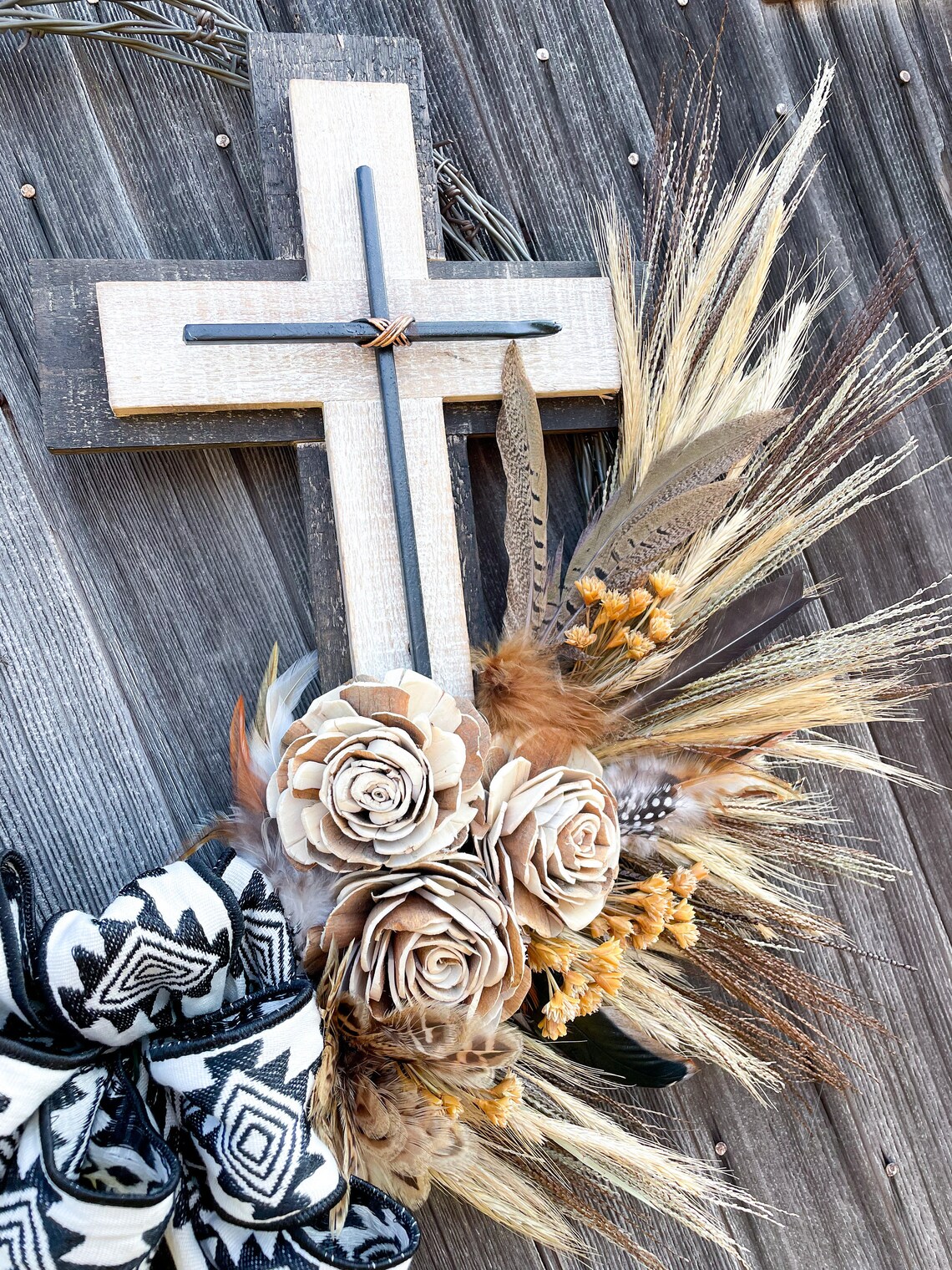 Rustic Floral Barbed Wire Western Wreath // Country Rustic Farmhouse ...