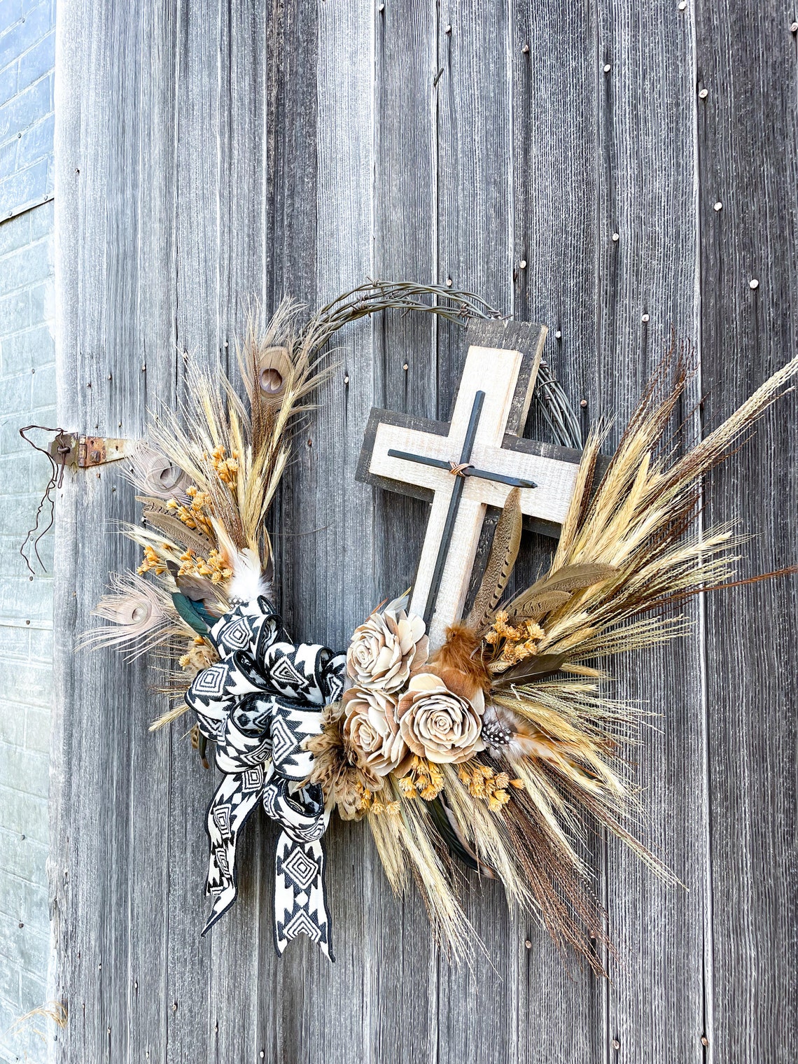 Rustic Floral Barbed Wire Western Wreath // Country Rustic Farmhouse ...