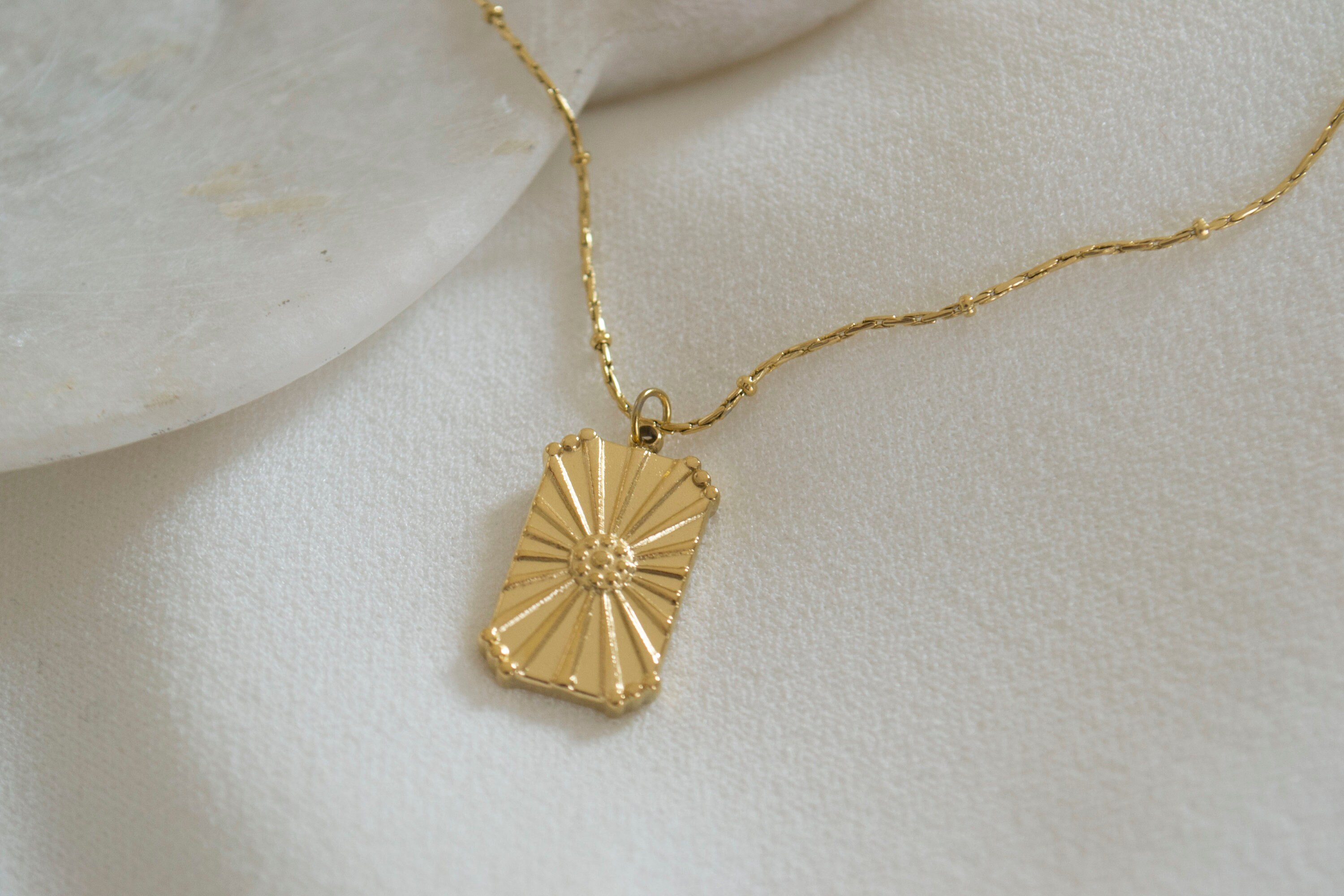 Square Medallion Necklace / Gold Medal Necklace / Beaded Chain | Etsy