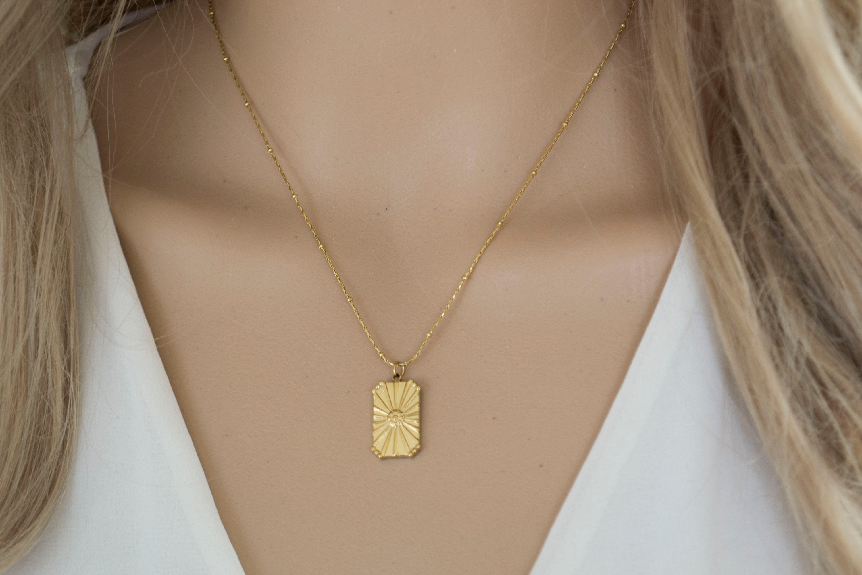 Square Medallion Necklace / Gold Medal Necklace / Beaded Chain | Etsy