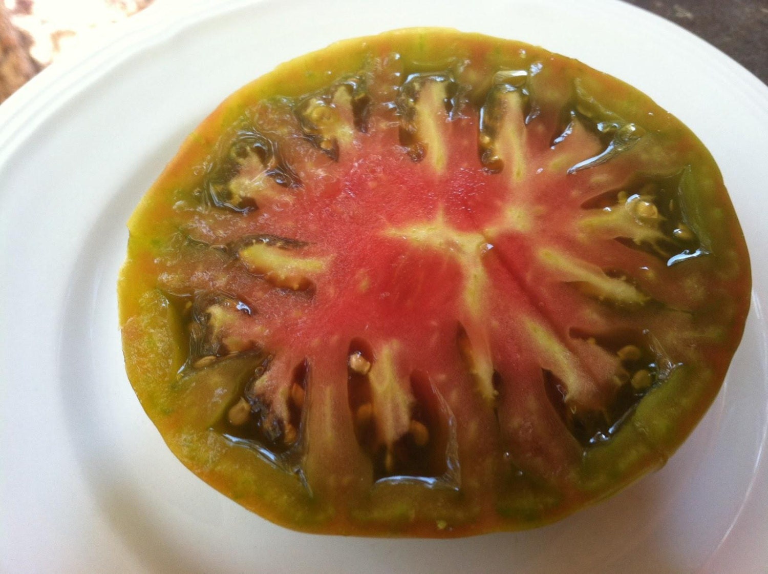 Heirloom Tomato- ANANAS NOIRE- 80 Day Tricolor Indeterminate- 25 Seeds ...