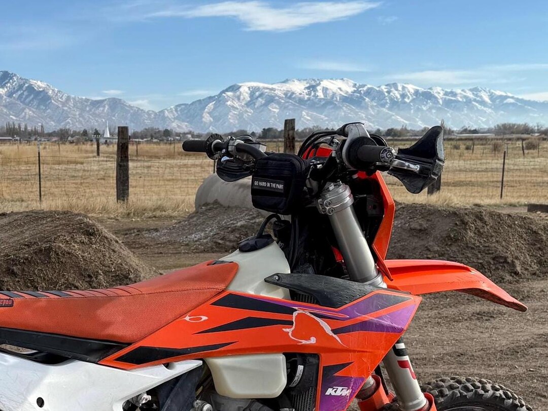 Enduro Handlebar Bag | Dirt Bike Tool Pouch | ADV Motorcycle Storage - Etsy