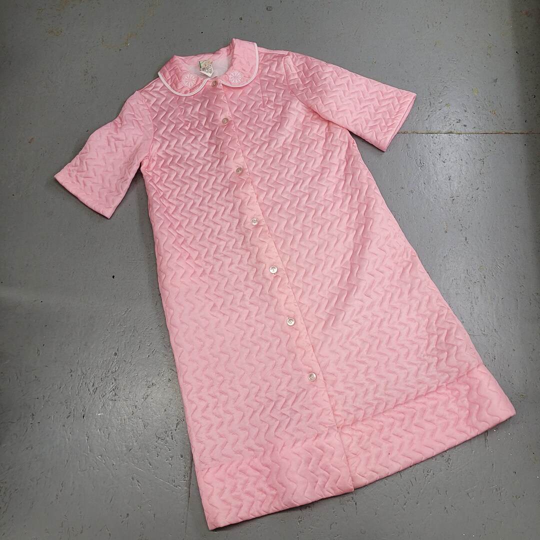 1970s VINTAGE Bubblegum PINK Quilted HOUSECOAT Size Large - Etsy