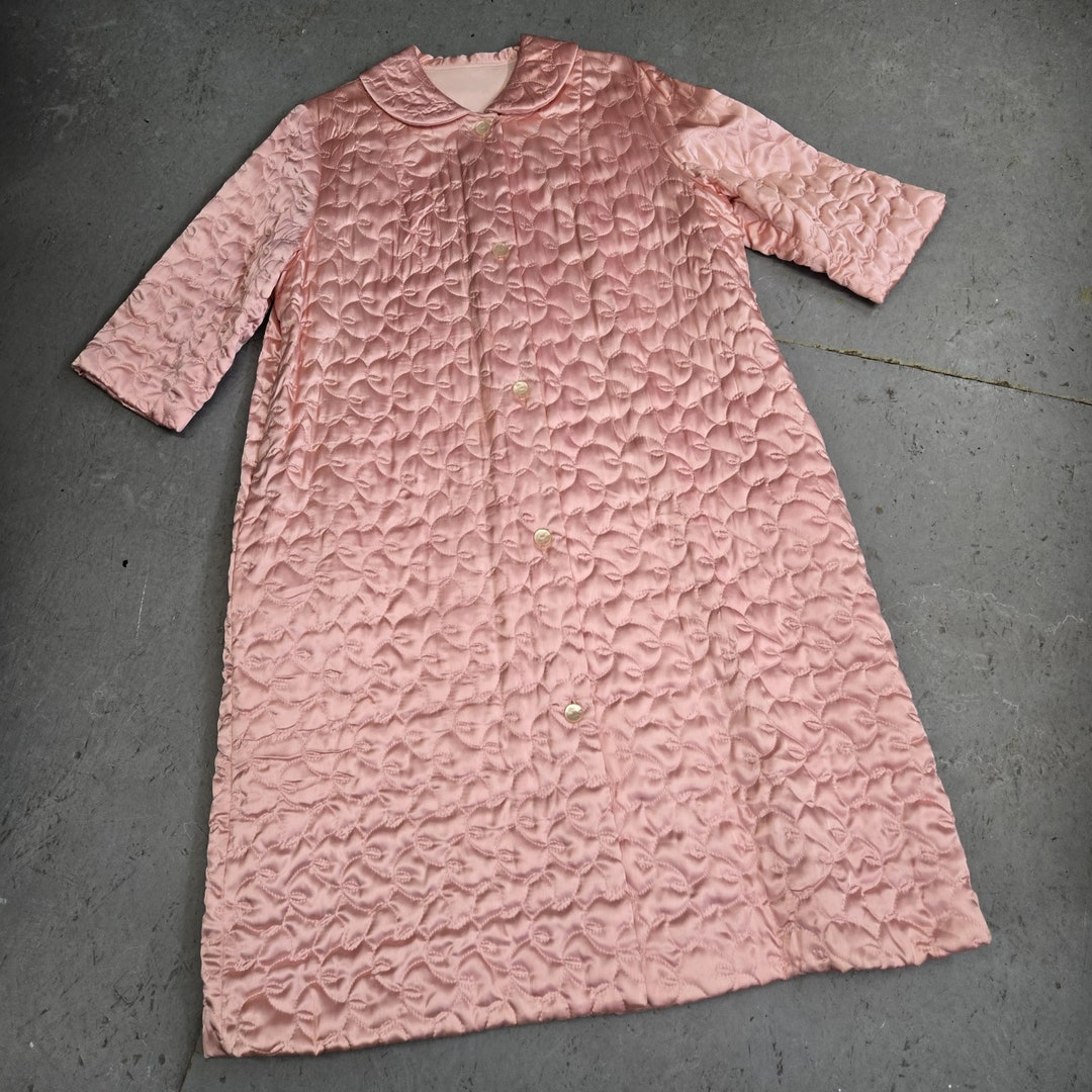 1970s VINTAGE UNION Made Bubblegum Pink Quilted HOUSECOAT Size Large - Etsy
