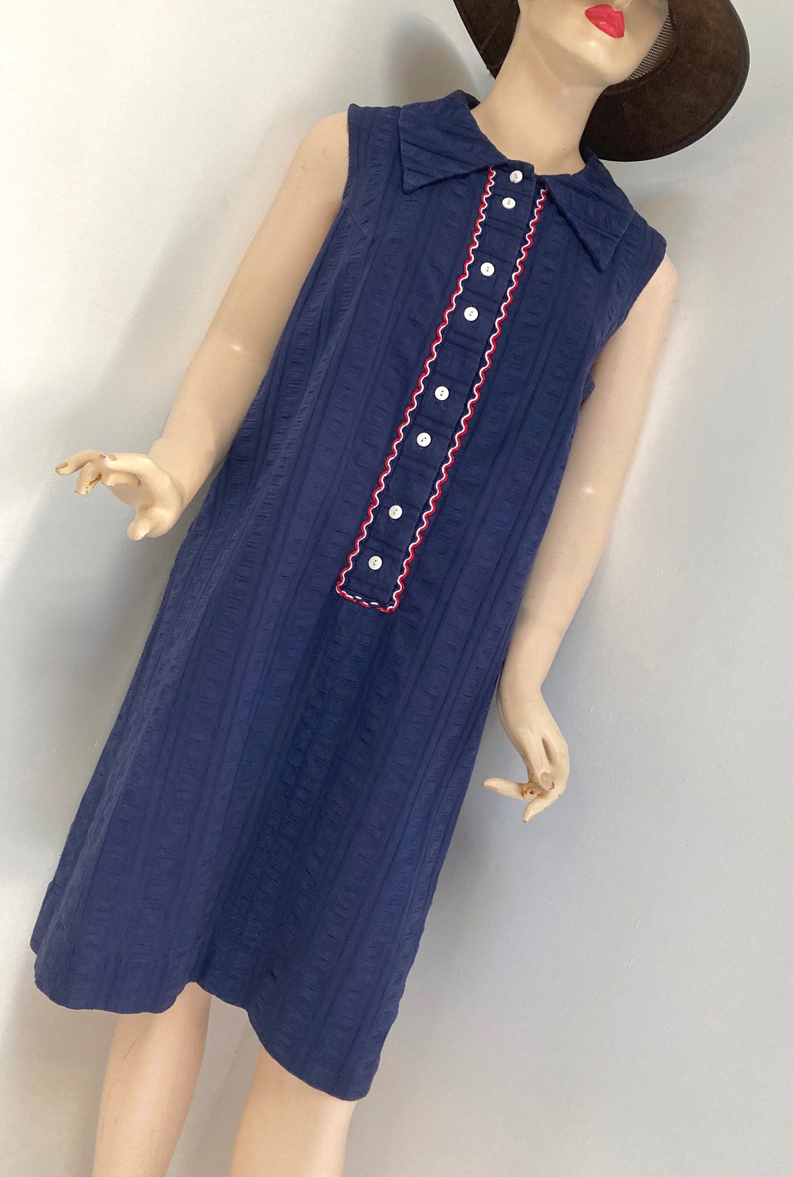 FUN 1960s/70s MCM Union Made With Bric-a-brac Size Medium - Etsy