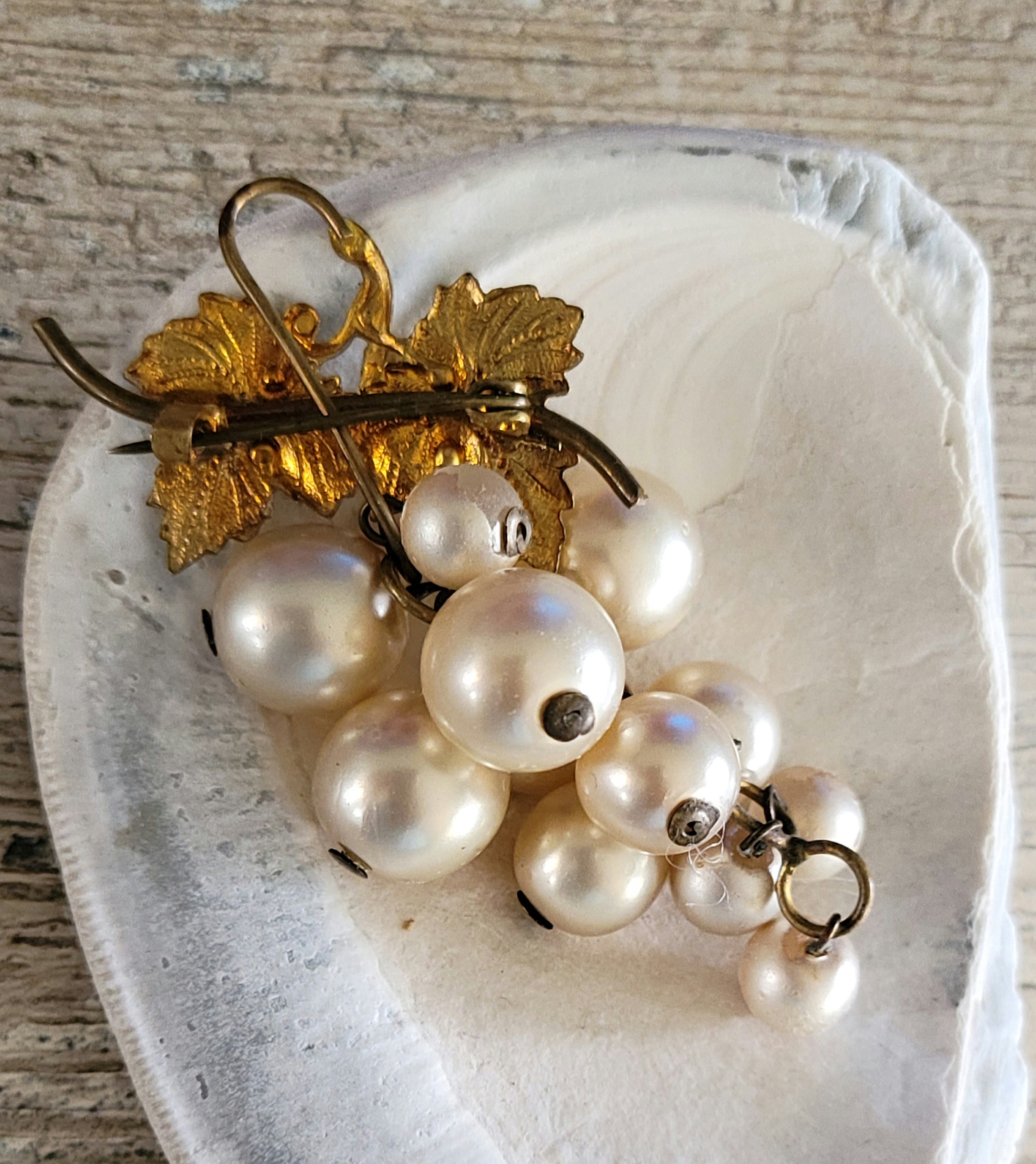 Vintage 1920s Grape Cluster Faux Pearls Czech Brooch Hanging Grapes ...