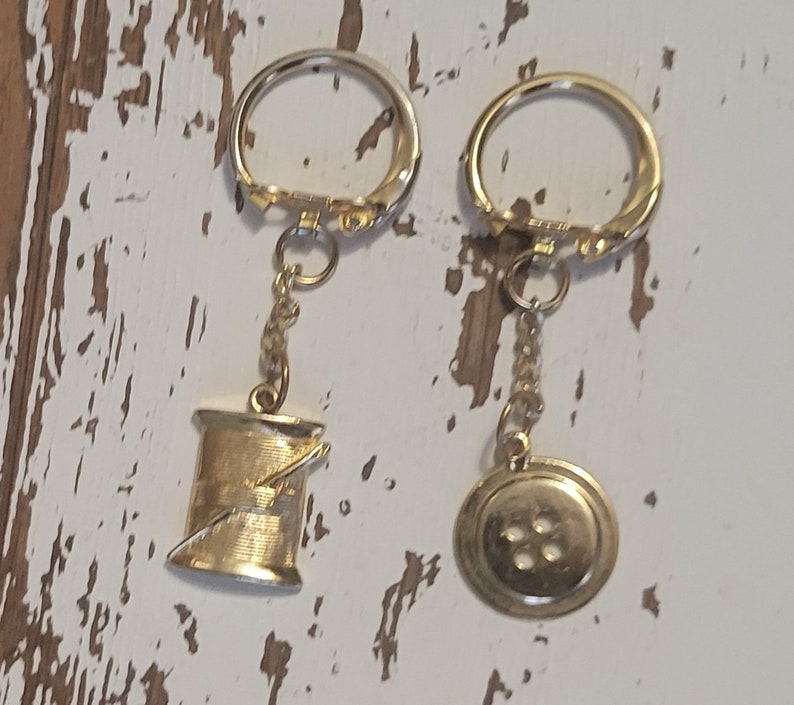 Vintage Set of 2 Sewing Themed Key Chains Button Key Chain Thread ...
