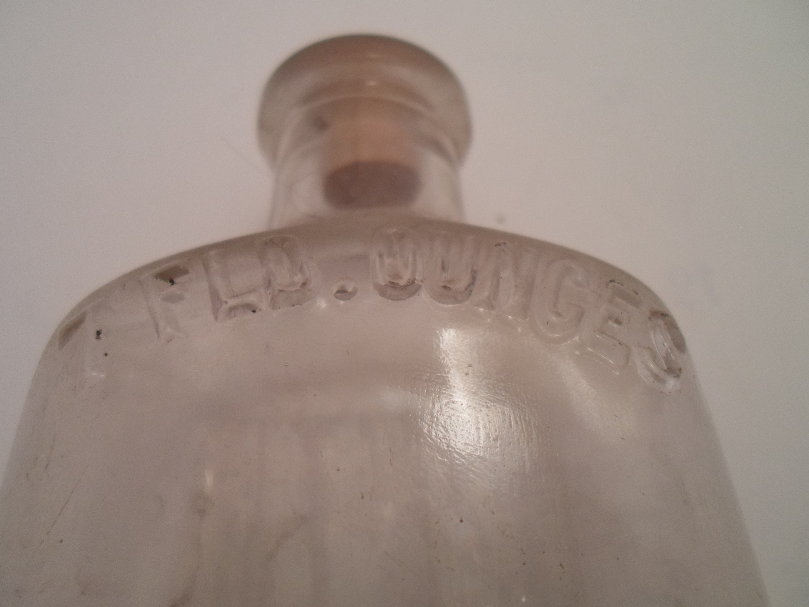Antique Columbia Perfume Co Wild Hair Tonic Bottle Victorian Lady Label ...