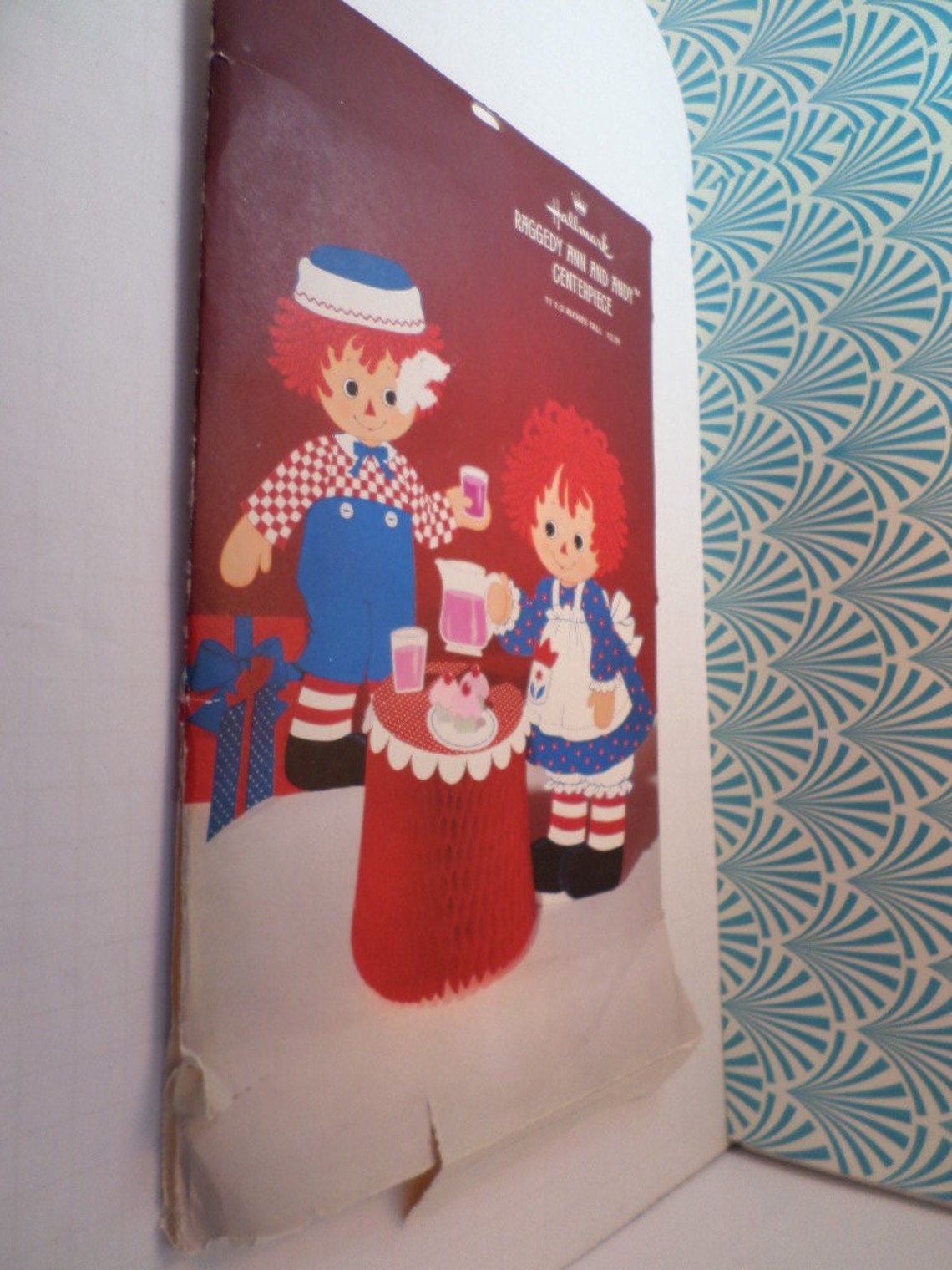 Vintage 1974 Hallmark Raggedy Ann and Andy Centerpiece Cut Out Card ...