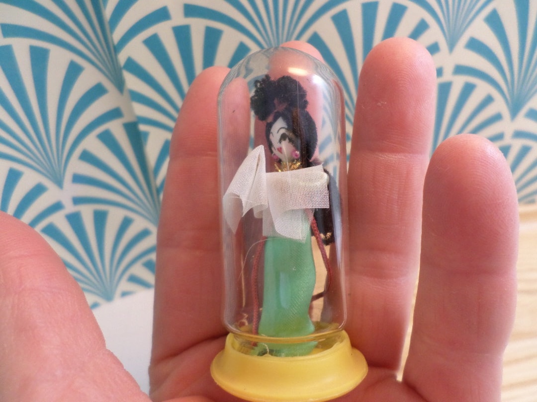 Miniature Japanese Geisha Under Domed Lid Vintage 90's Souvenir - Etsy