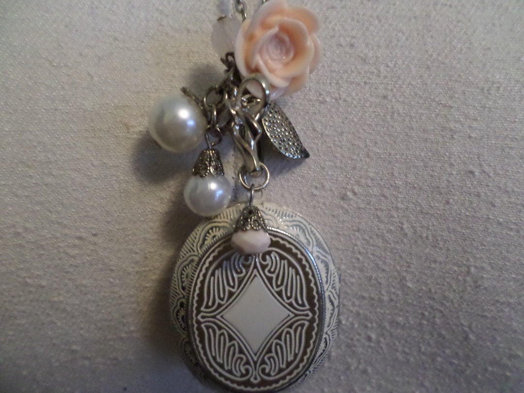 Y2K Soft Shabby Chic Style Photo Locket Faux Pearl Bow Rose Charms ...