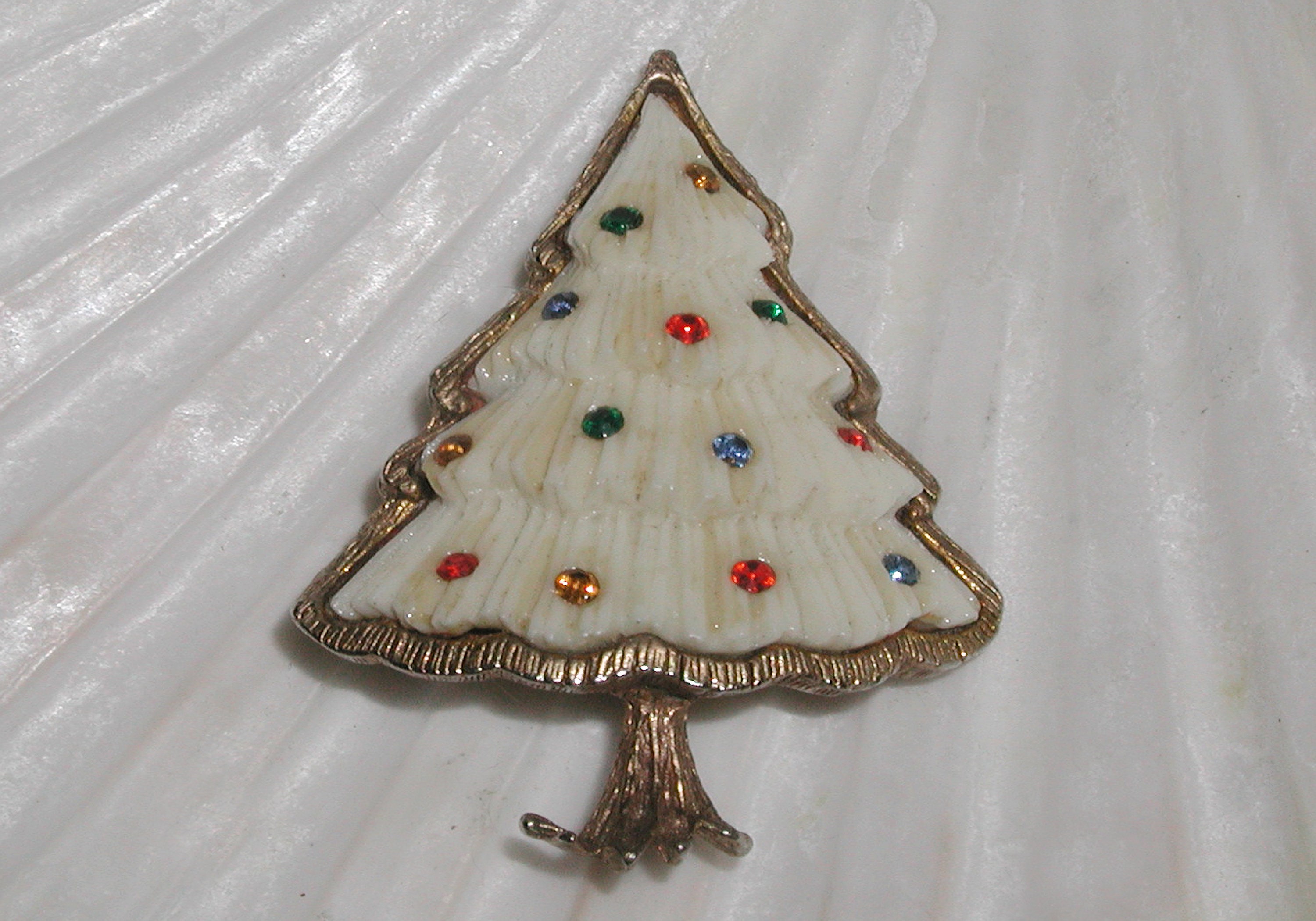 Rare Vintage 1940's Ivory Colored Molded Carved Celluloid - Etsy