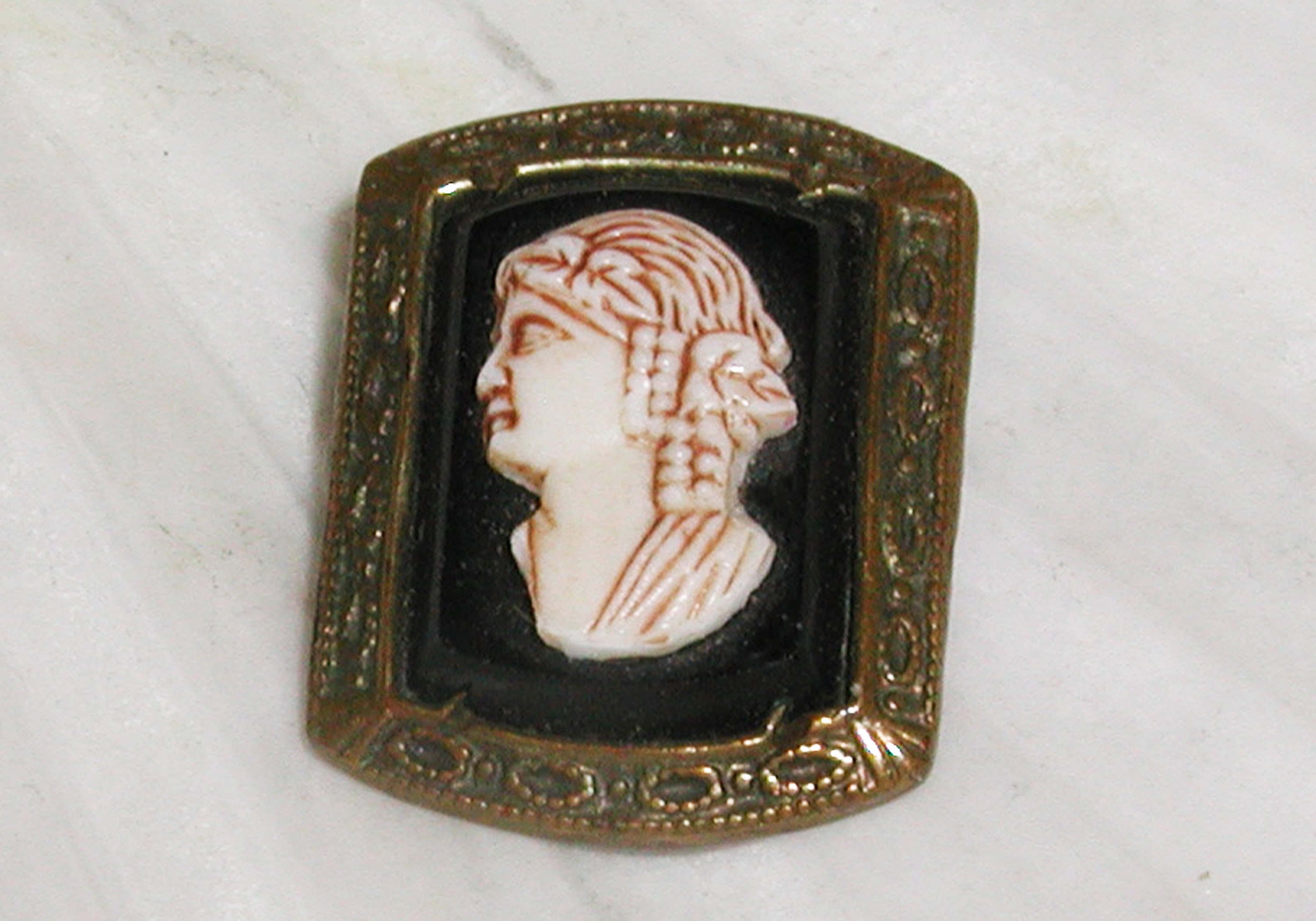 Fabulous Vintage Art Nouveau Prong-set Intricately Carved Pink Greek ...