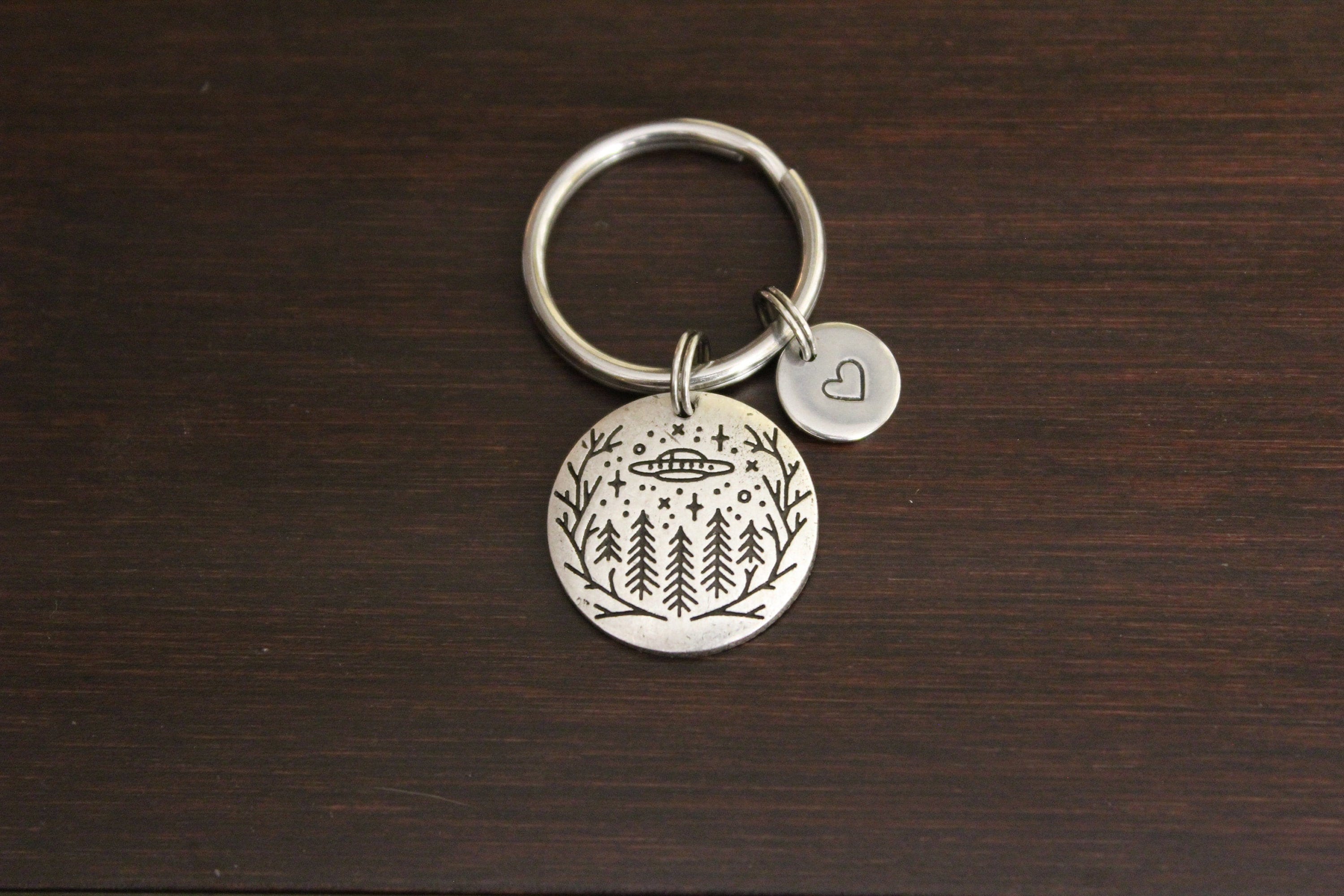 UFO Key Ring/ Keychain / Zipper Pull Alien Keychain Sci Fi - Etsy