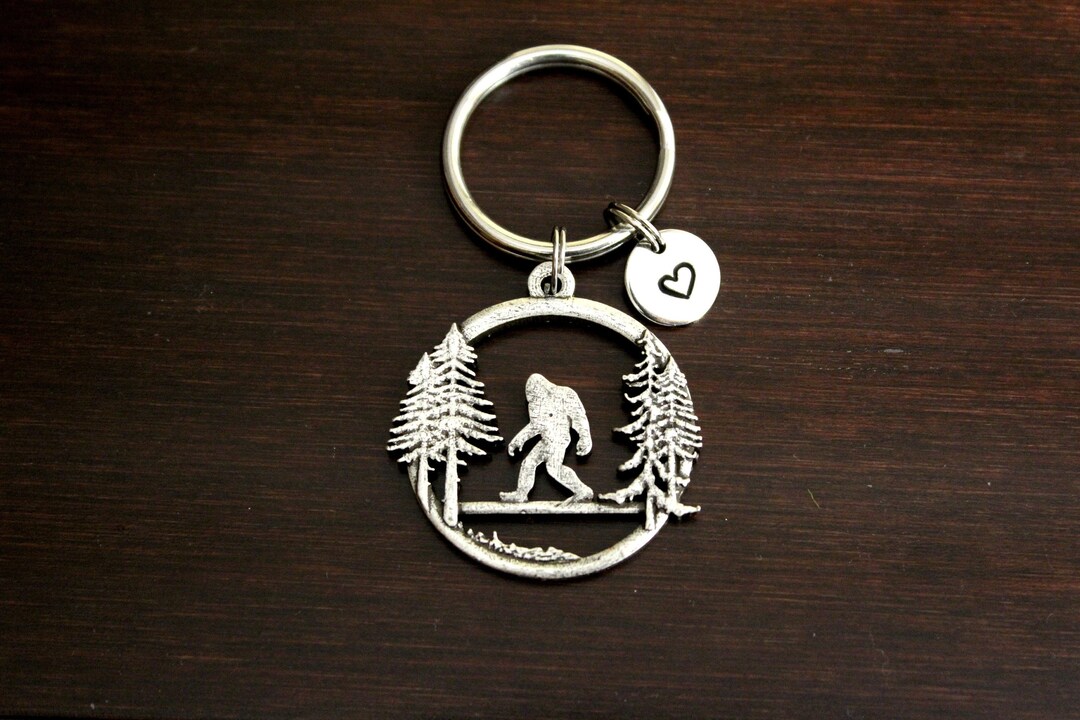 Sasquatch Key Ring/ Keychain / Zipper Pull - Sasquatch Keychain - Yeti ...