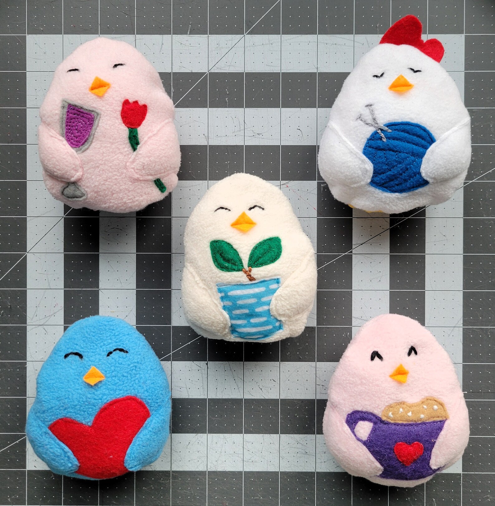 Reversible Egg Bird Squish, Fun Easy Beginner Sewing Pattern, DIY ...