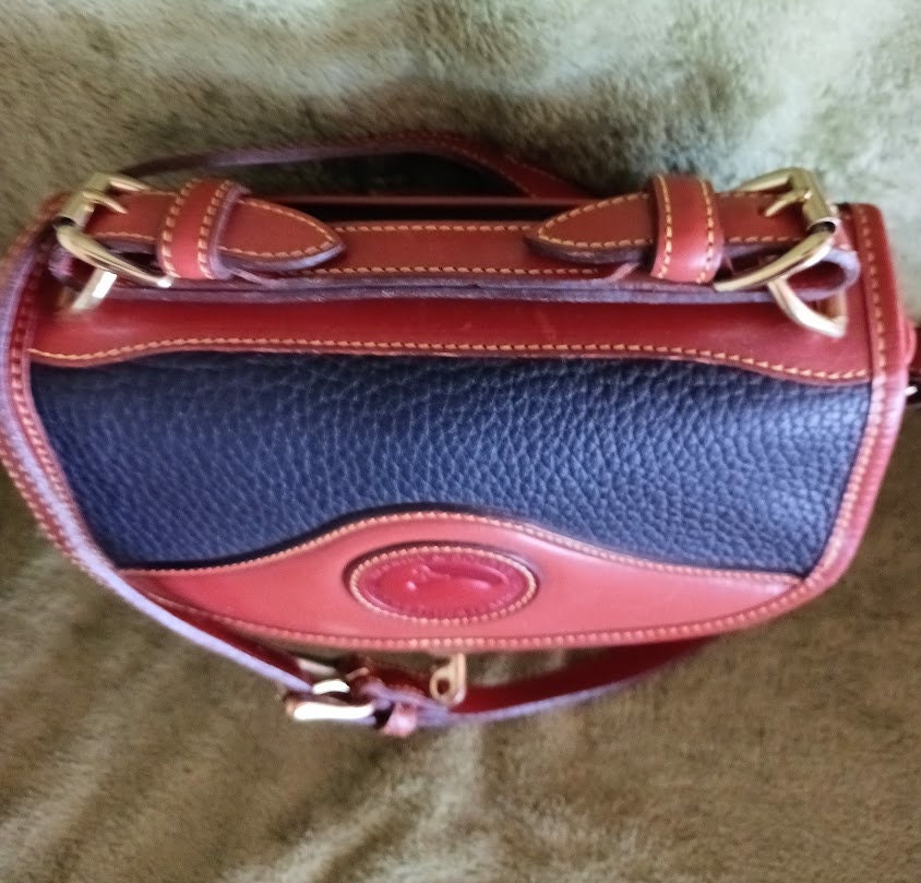 Vintage Dooney & Bourke AWL Square Carrier Messenger R703 - Etsy