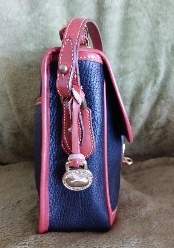 Vintage Dooney & Bourke AWL Square Carrier Messenger R703 - Etsy