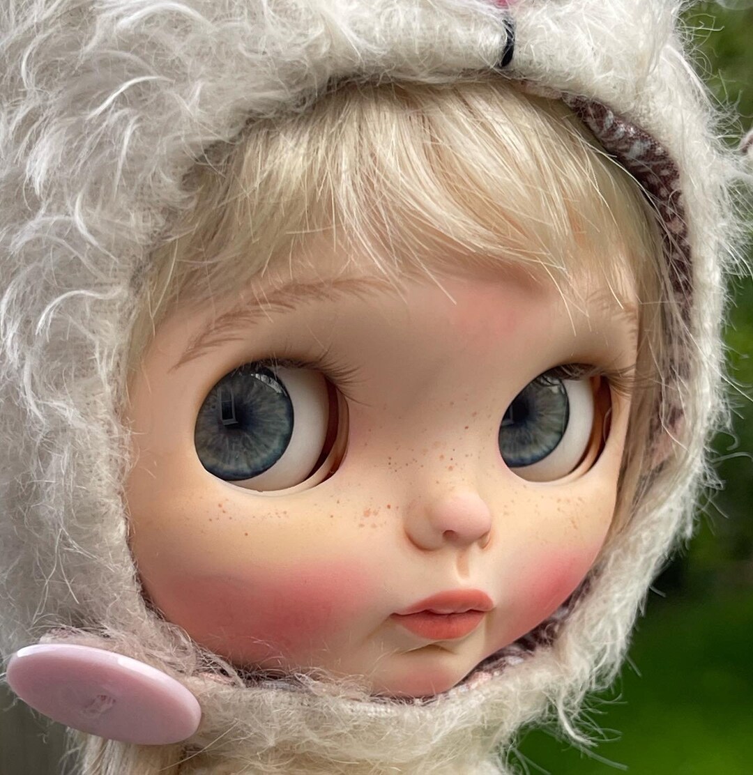 ADOPTED- OOAK Custom Blythe Doll Takara SBL Base on OB22 Body - Etsy UK