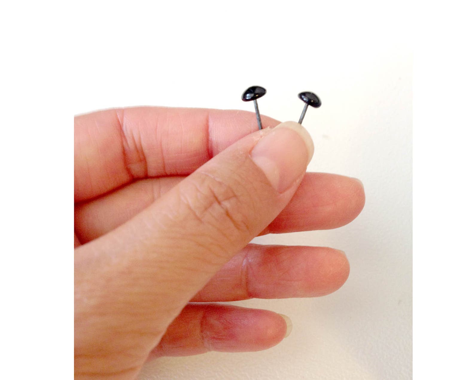 Black Glass Eyes on Wire Pins 10 Pairs 3mm 4mm 5mm | Etsy