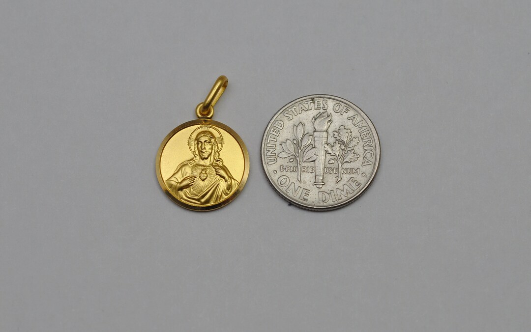 18K Solid Gold Scapular Pendant - Etsy
