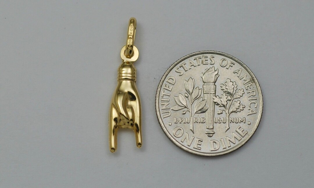 10K Gold Good Luck Hand Pendant - Etsy