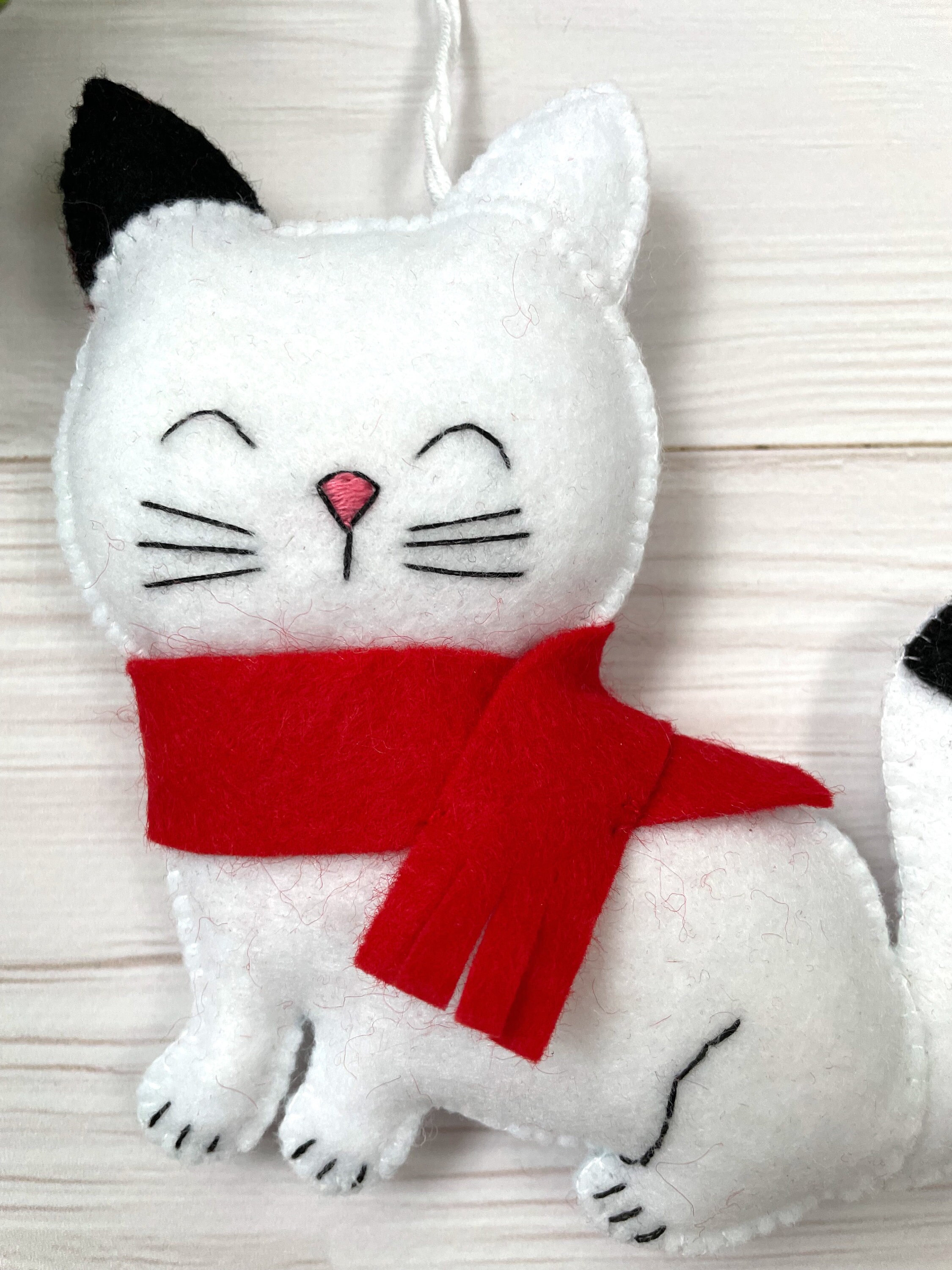 White Christmas Cat Felt Cat Ornament Christmas Ornaments - Etsy