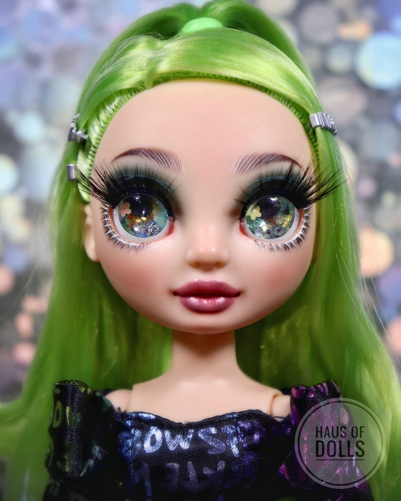 OOAK Custom Rainbow High Jade Hunter - Etsy