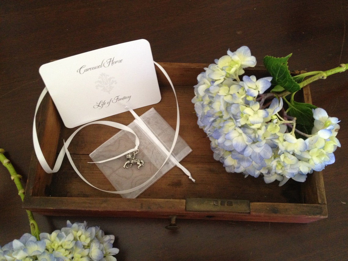 Wedding Cake Pulls Set of 12 Cake Charms for Wedding Tradition at ...