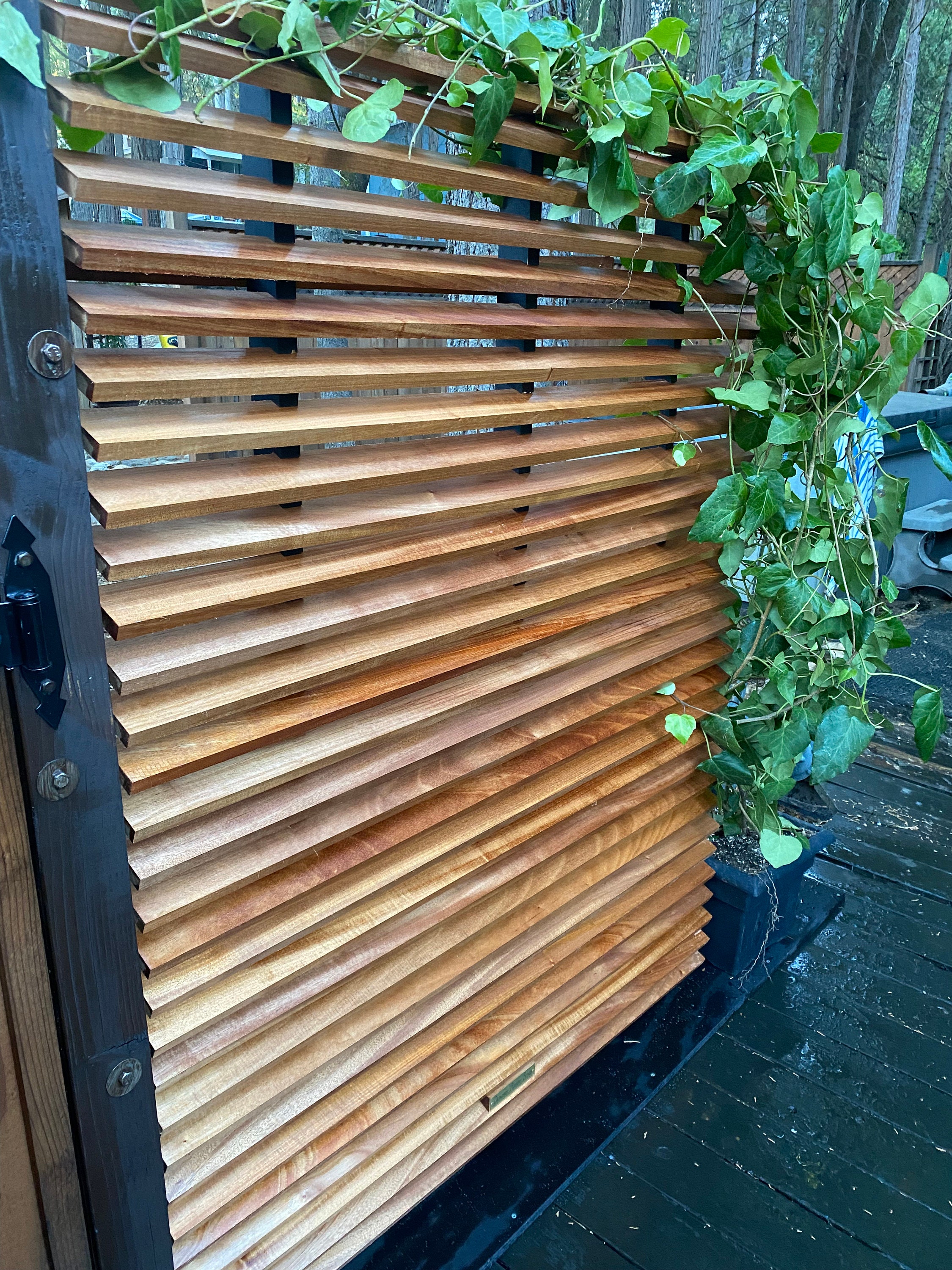 Mahogany Modern Slatted Trellis, Louver Panels, Privacy Screen, Indoor ...