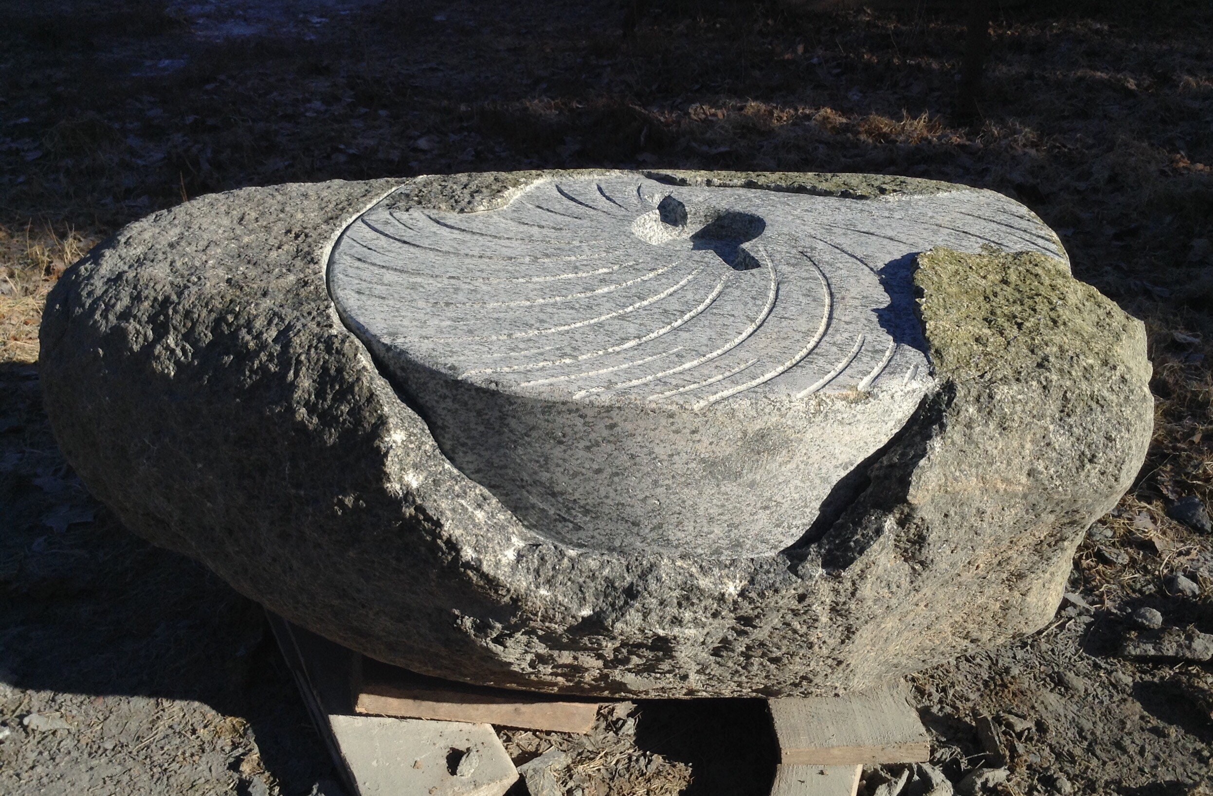 Big Millstone for Garden Natural Granite Boulder 80cm Wide, Anciant ...