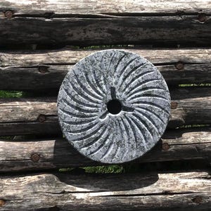 Rustic Granite Millstone, Handwork Sculpture, Wall Decor (14 X 1.5cm ...