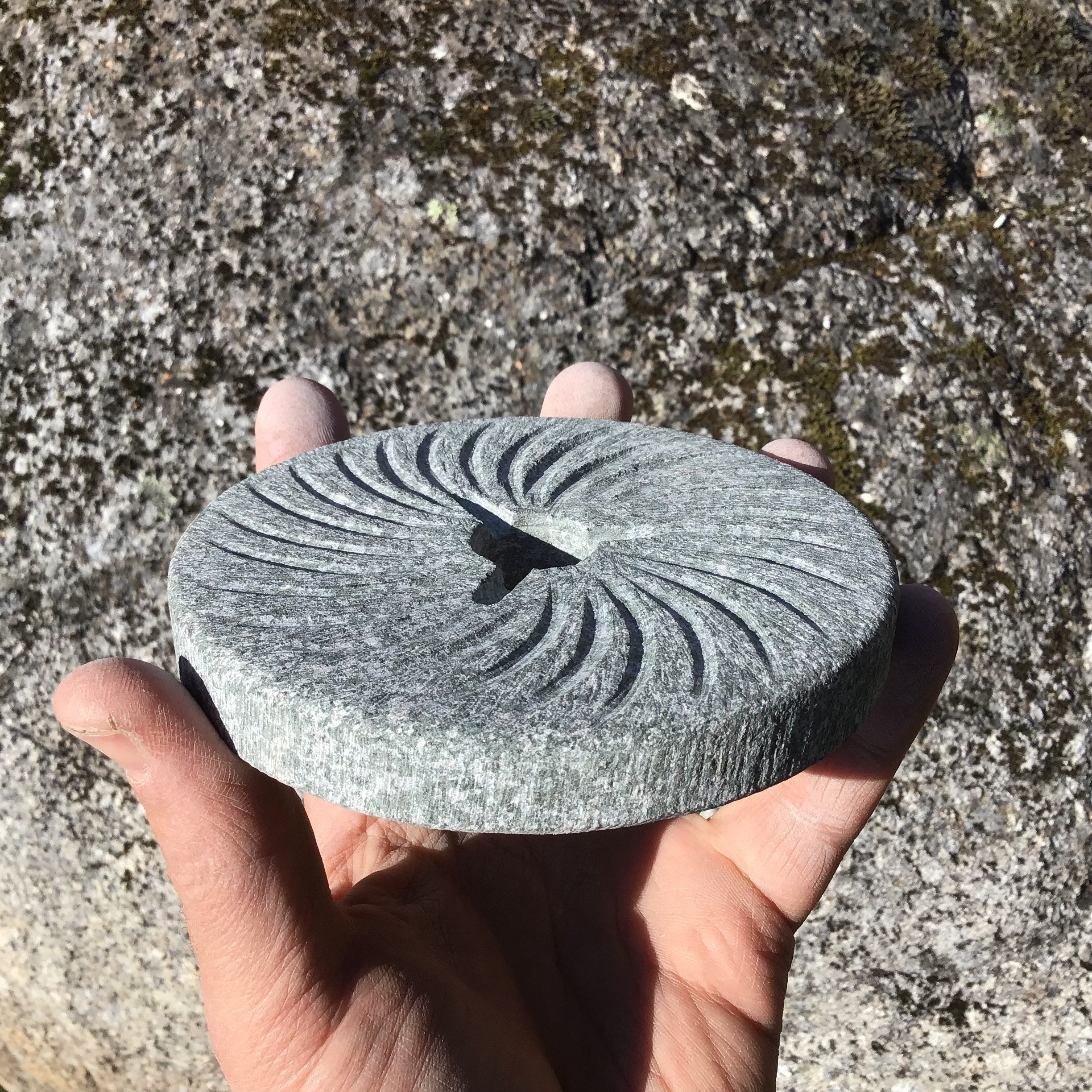 Rustic Granite Millstone, Handwork Sculpture, Wall Decor (14 X 1.5cm ...