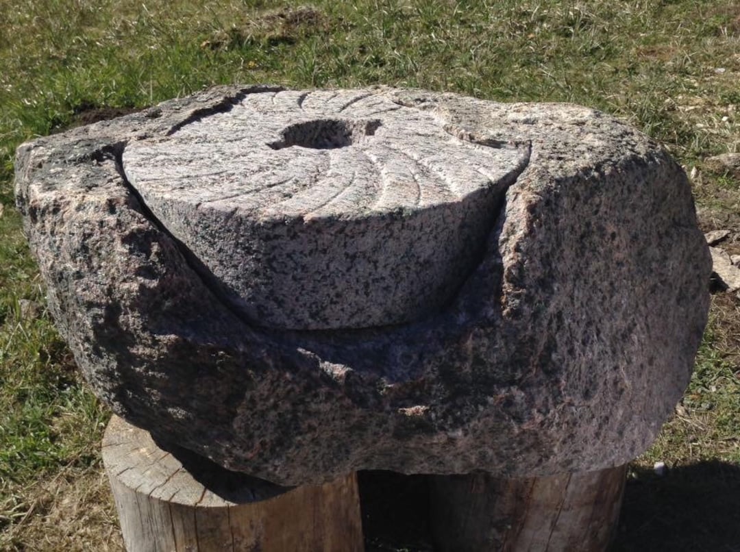 Big Millstone for Garden - Natural Granite Boulder 80cm Wide, Anciant Look Remembering Windmill ...