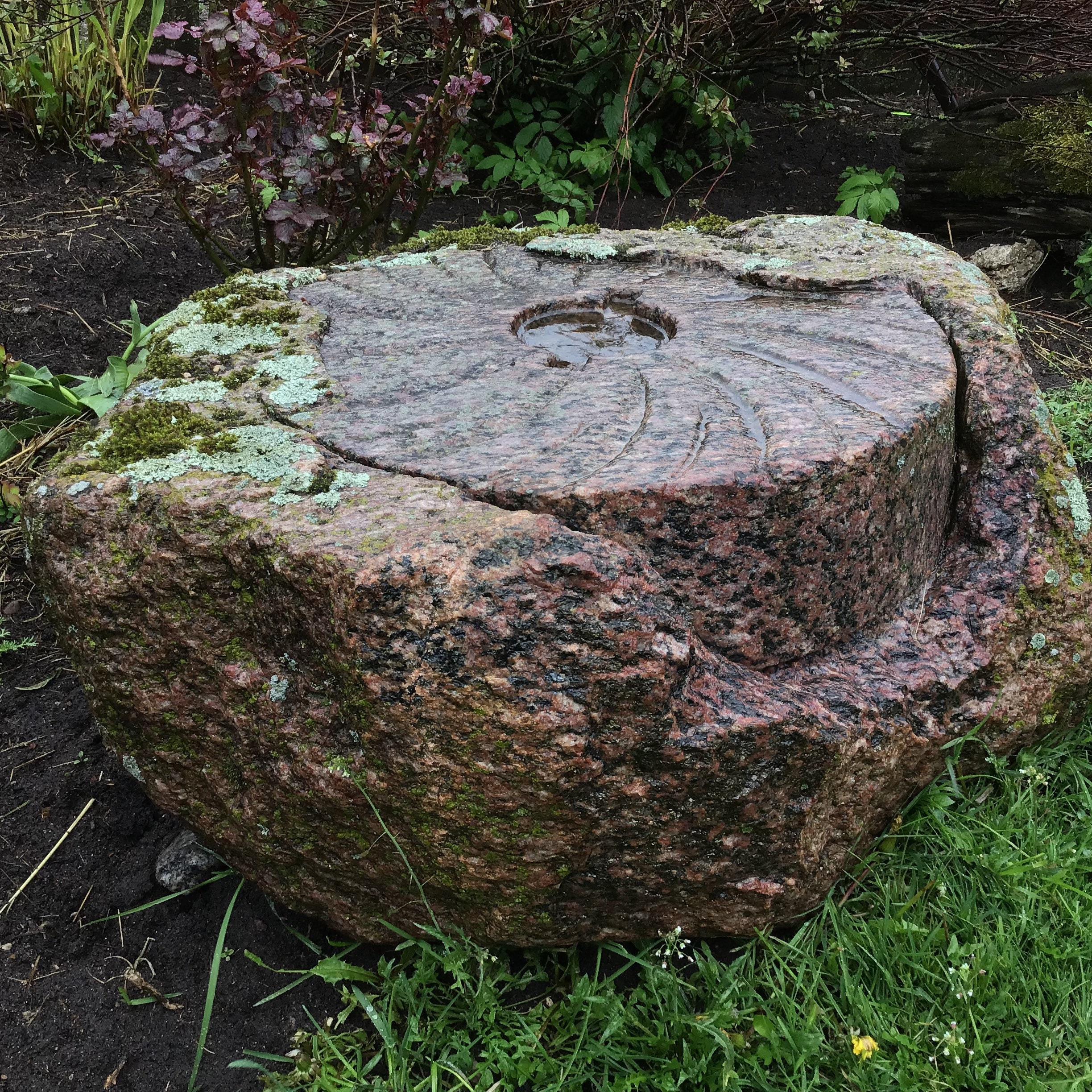 Big Millstone for Garden Natural Granite Boulder 80cm Wide, Anciant ...