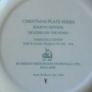 Avon 1975 Christmas Plate Series Skaters on the Pond by Enoch Wedgwood ...
