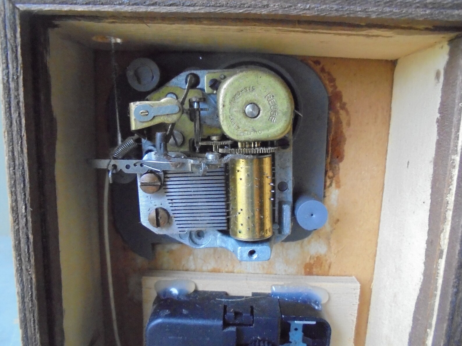 Vintage Reuge Clock, the Happy Wanderer Swiss Musical Movement, Vintage ...