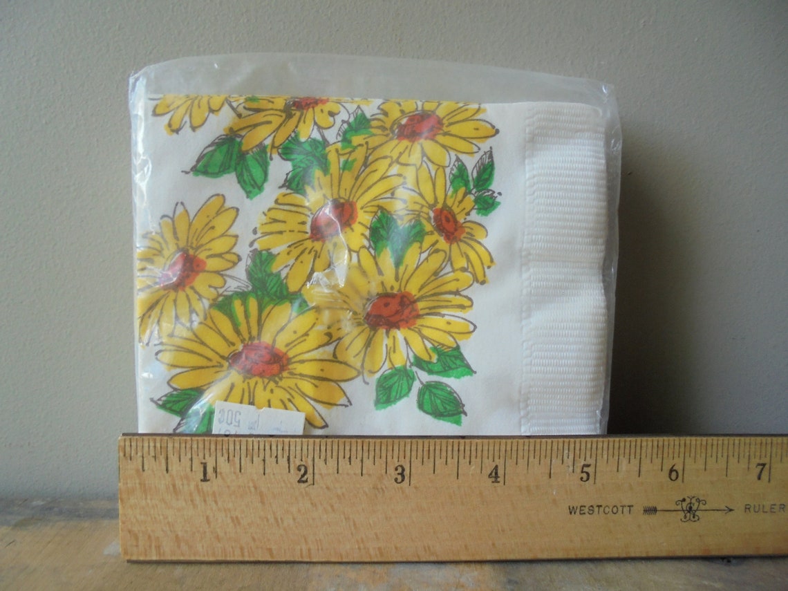 Vintage Paper Napkins, House of Paper Bright Daisies 3 Ply Napkins ...